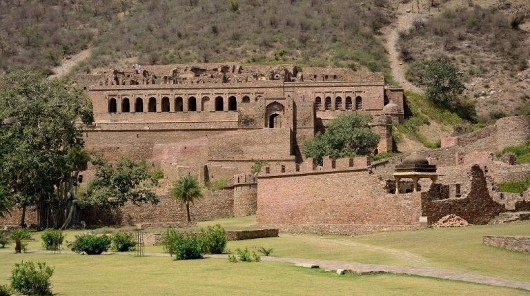 Top Forts and Monuments to see in Rajasthan - Historical Places