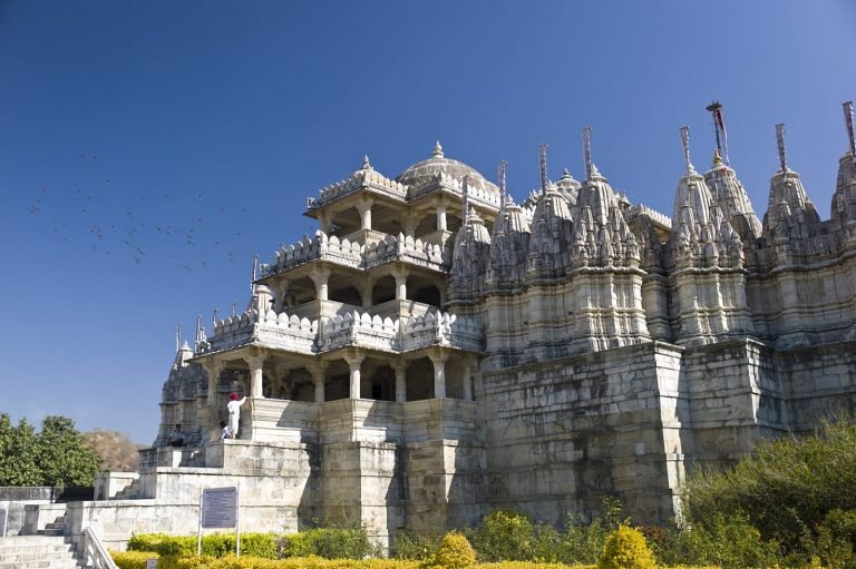 Top 30 Most Famous Temples in India - Pilgrimage Tour in India